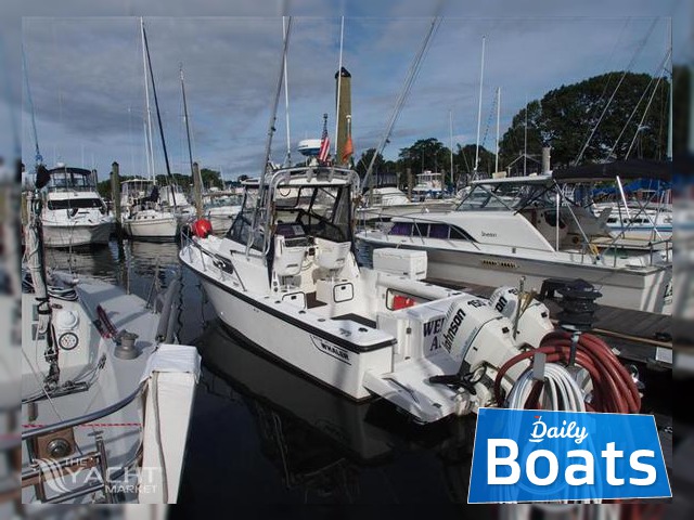 1992 Boston Whaler 23 Walkaround for sale. View price, photos and Buy ...