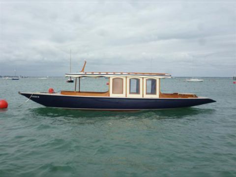 River cruise boats River launch for sale - Daily Boats