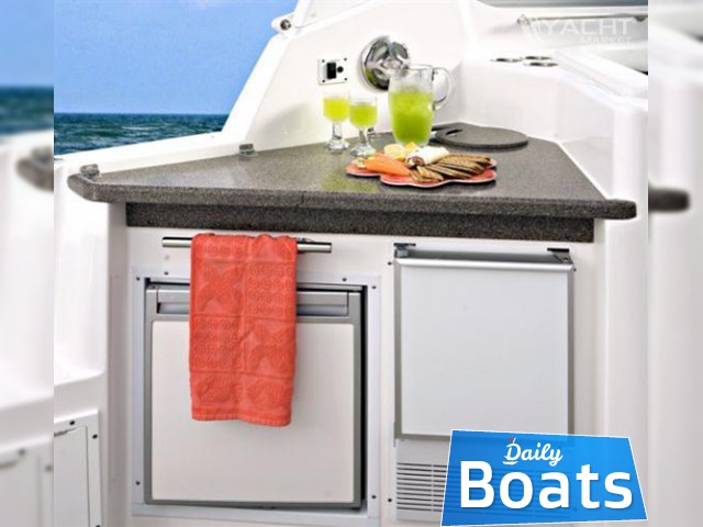 2009 Rinker 340 Express Cruiser for sale. View price, photos and Buy ...