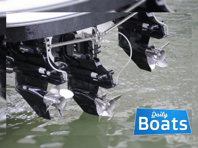 2009 Hunton Powerboats Rs43 for sale. View price, photos and Buy 2009 ...