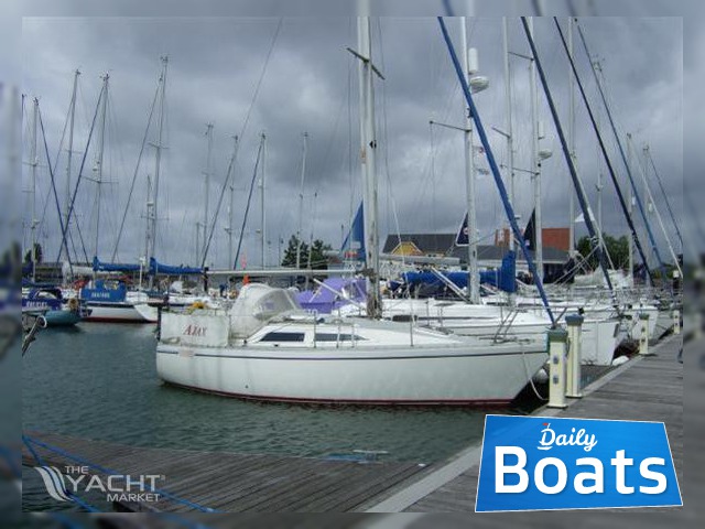 1982 Moody 27 for sale. View price, photos and Buy 1982 Moody 27 #81337