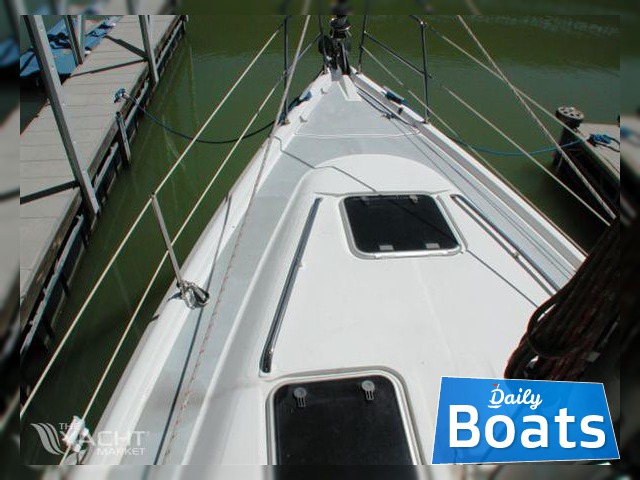 1999 Hunter 380 for sale. View price, photos and Buy 1999 Hunter 380 #81444