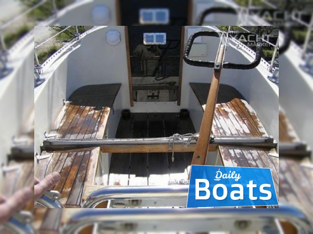 1986 Larsen 28 for sale. View price, photos and Buy 1986 Larsen 28 #82888