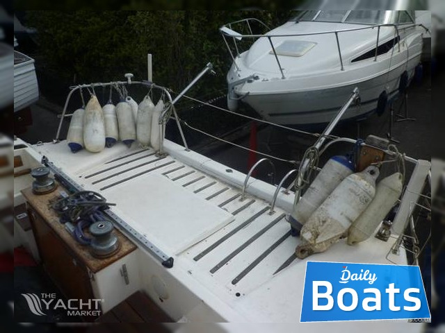 1983 Prout Quest 31 for sale. View price, photos and Buy 1983 Prout ...