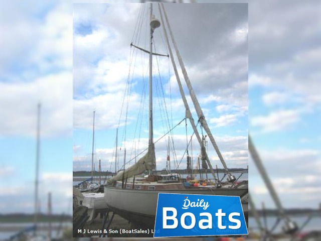 1971 Nicholson 43.Campernicholson.Grp Long Fin Keel for sale. View ...