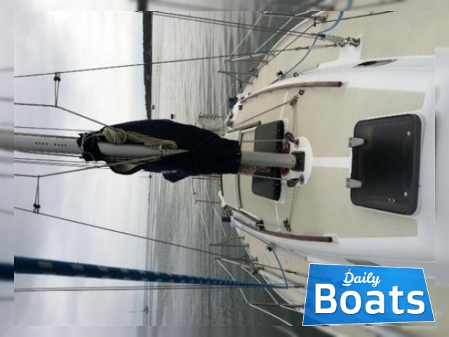 1980 Ericson Sloop for sale. View price, photos and Buy 1980 Ericson ...