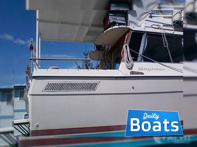 1982 Bayliner 32 Explorer for sale. View price, photos and Buy 1982 ...