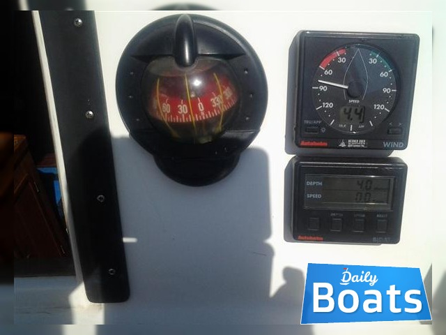2000 Van de Stadt Dolphin 26 for sale. View price, photos and Buy 2000 ...
