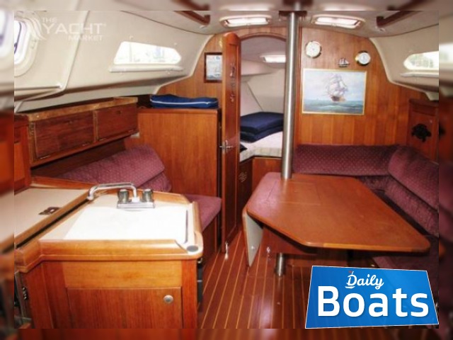 2001 Hunter 290 Legend for sale. View price, photos and Buy 2001 Hunter ...