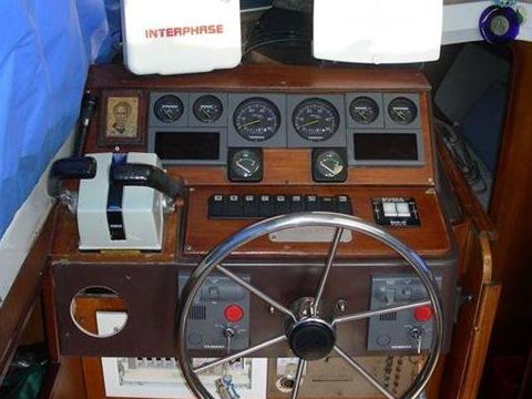 1995 Beneteau Antares 860 for sale. View price, photos and Buy 1995 ...