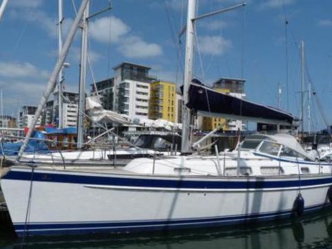 2011 Hallberg Rassy 372 for sale. View price, photos and Buy 2011 ...