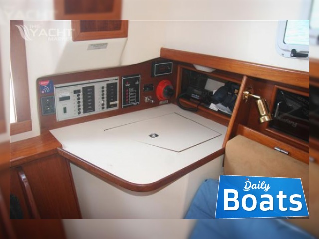 1988 Hinterhoeller Nonsuch 26 Ultra for sale. View price, photos and ...