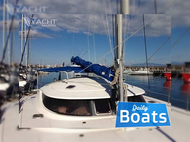 2001 Fountaine Pajot Athena 38 for sale. View price, photos and Buy ...