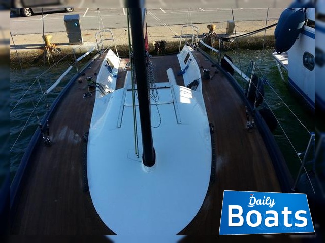 2004 Maxi Dolphin 33 for sale. View price, photos and Buy 2004 Maxi ...